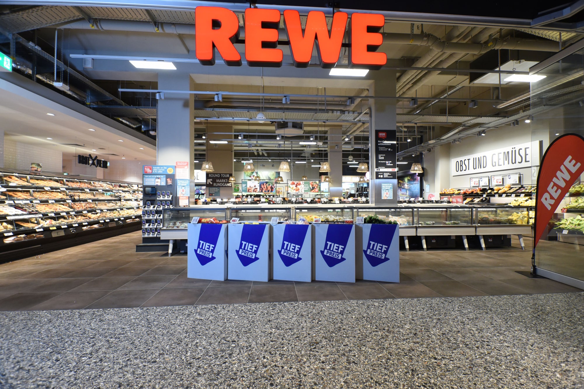 Berlin Fliesendesign GmbH | Rewe am Tacheles - Berlin Fliesendesign GmbH